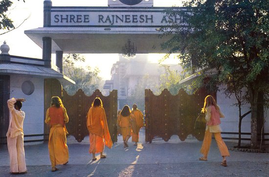 050-1977-Shree-Rajneesh-Ashram | Osho News
