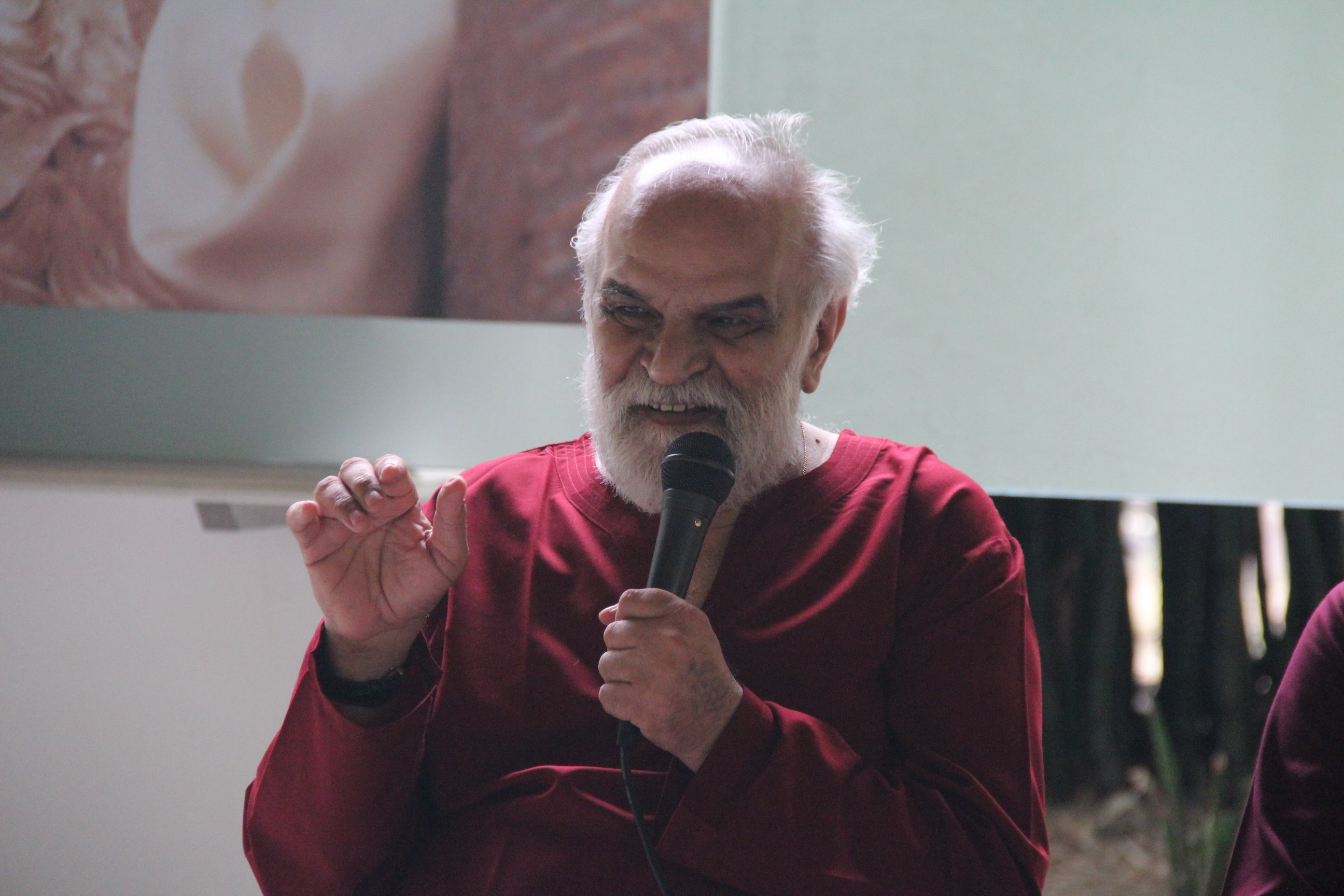 061-020 On the Edge Delhi Launch | Osho News