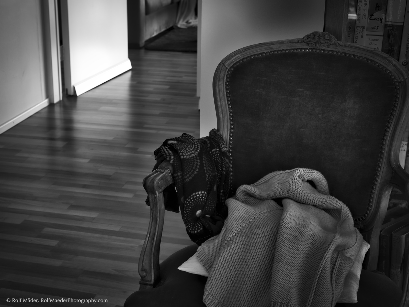 Photography with limitations | Osho News